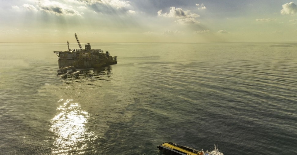 Bokep indo live livu she s not as lean as in her pictures;